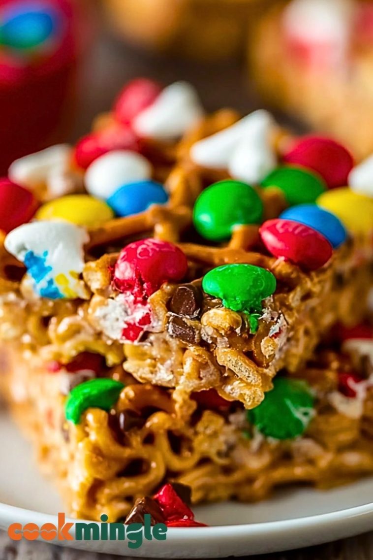 Elf Spaghetti Cookie Bars - Cook Mingle