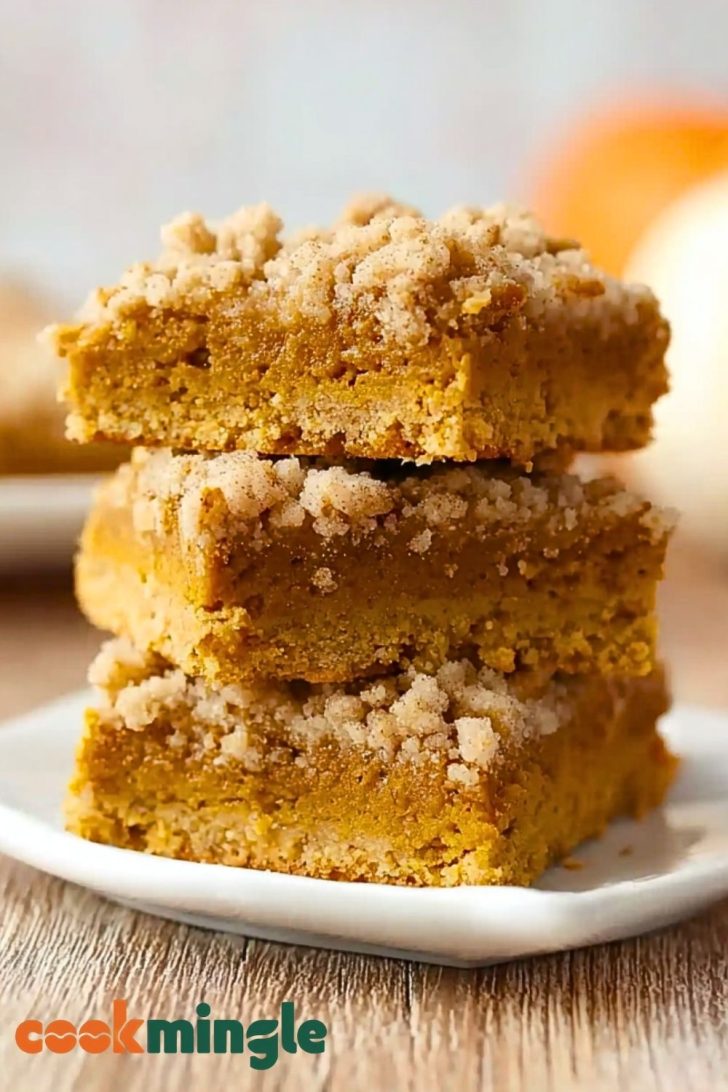 Moist Greek Yogurt Pumpkin Bars - Cook Mingle
